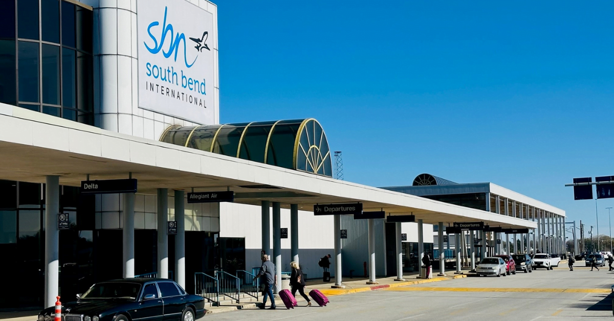South Bend Airport celebrates inaugural flight